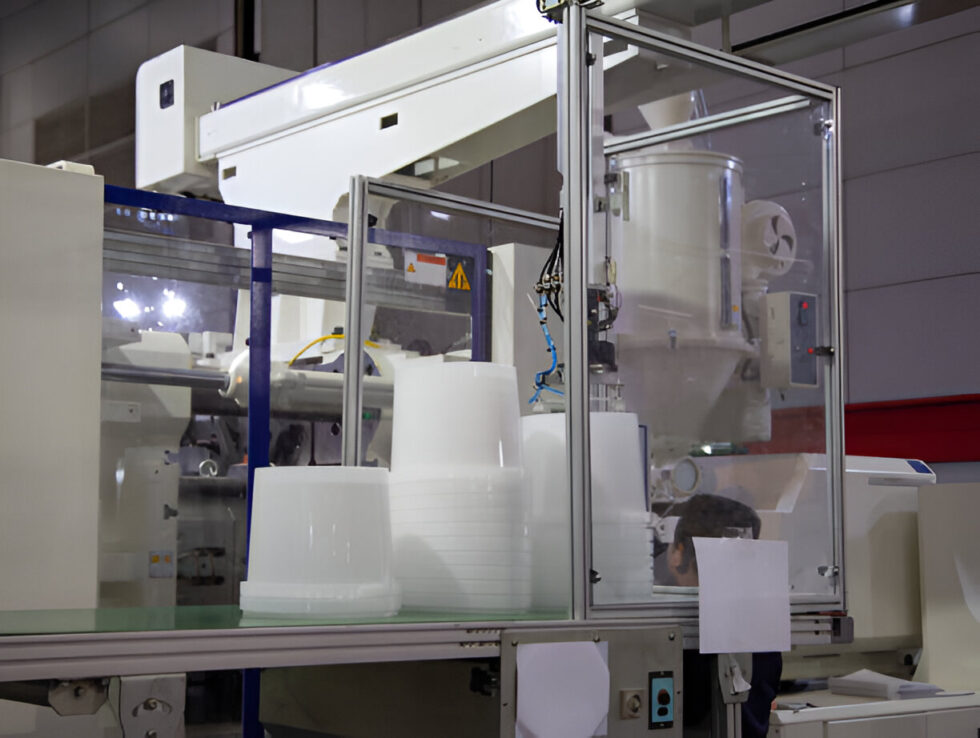 What are injection mold sprues, runners and gates? - Mouldible